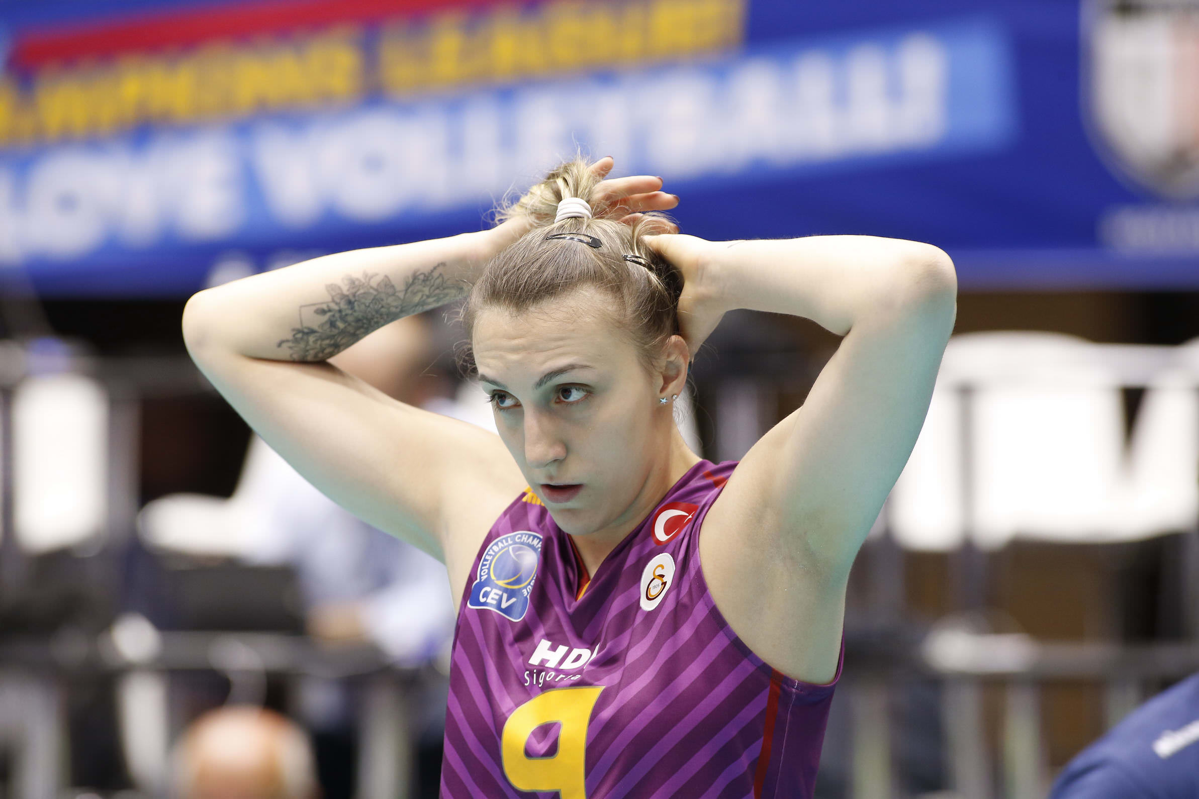 Asli Kalac HQ | Scrolller