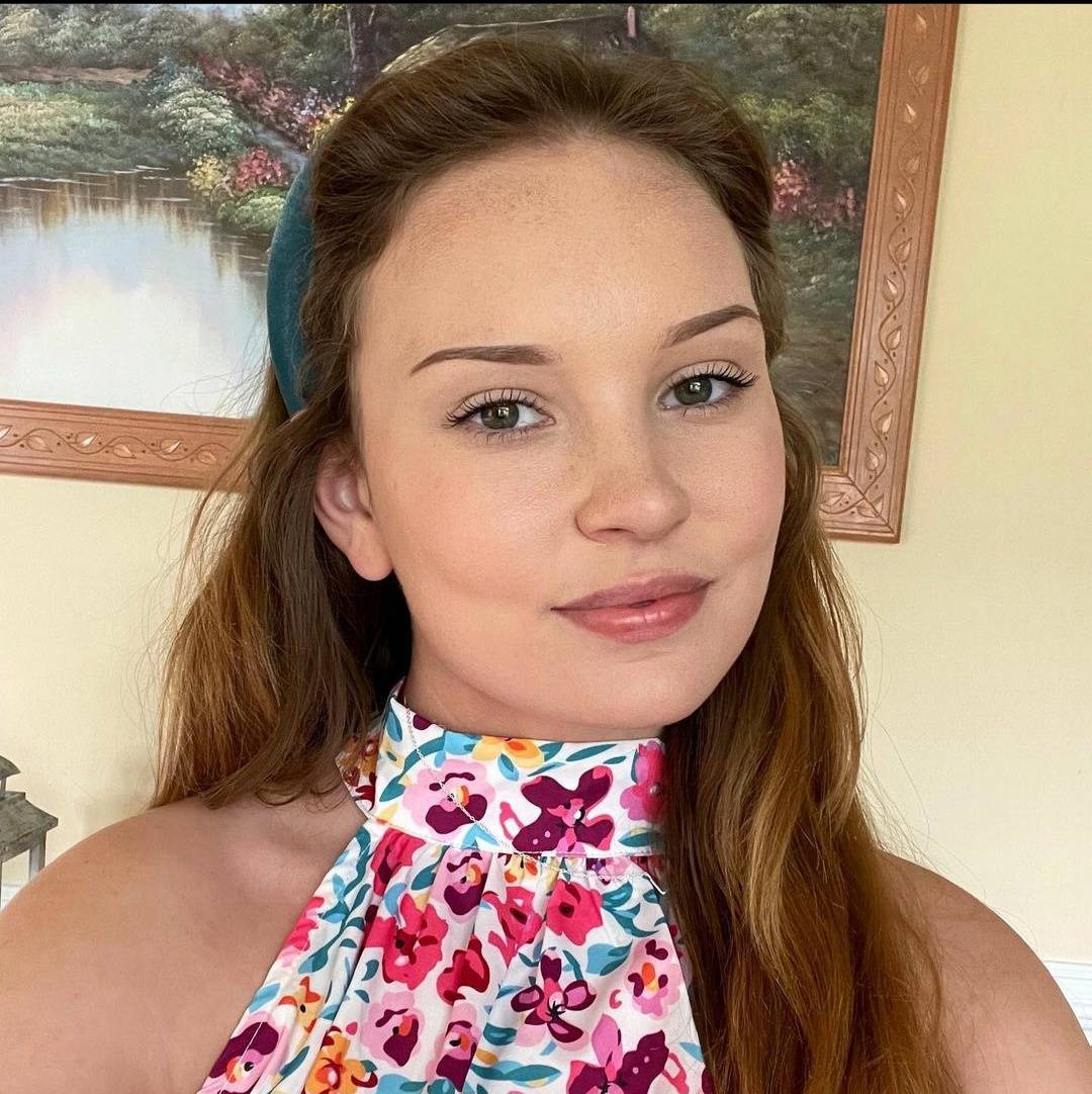 ASMR Darling | Scrolller