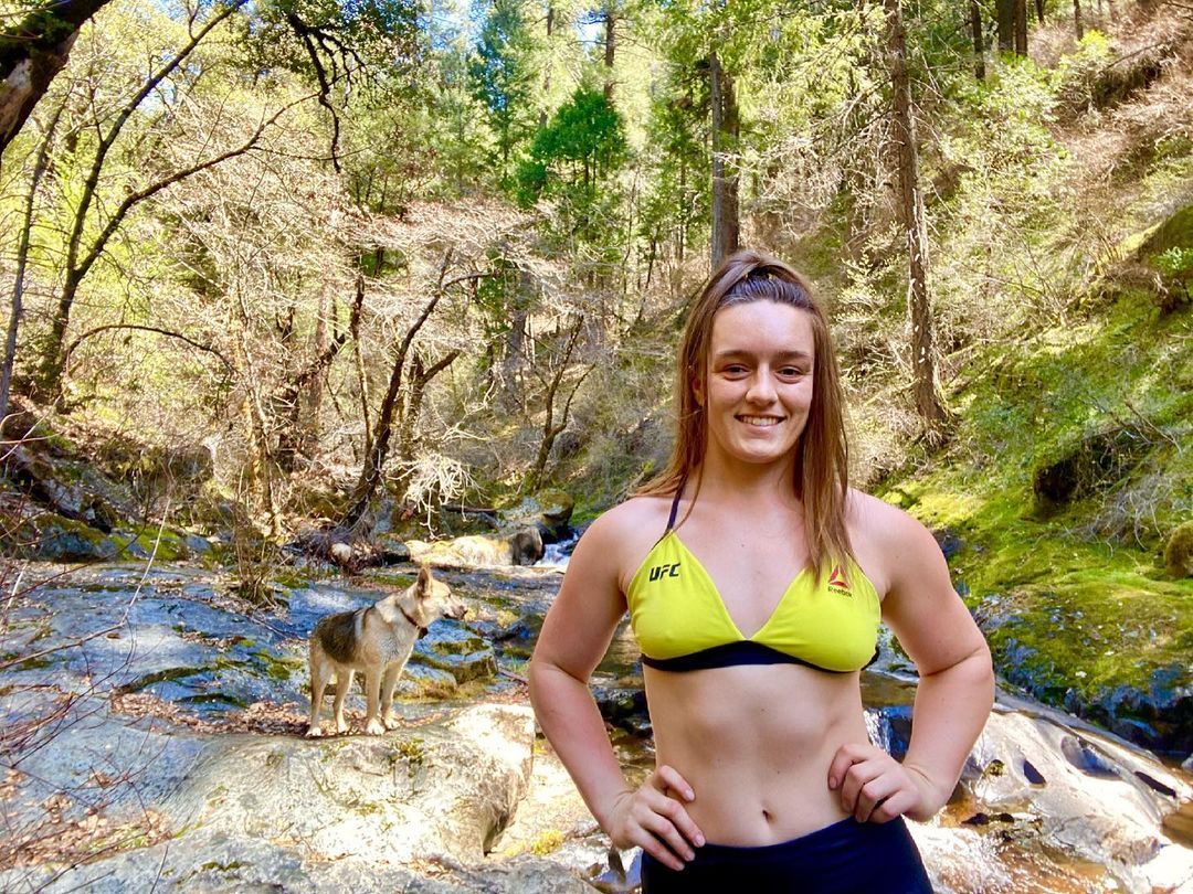 Aspen Ladd | Scrolller