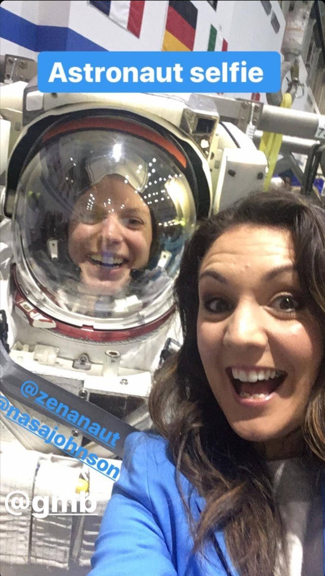 Astronaut Selfie | Scrolller