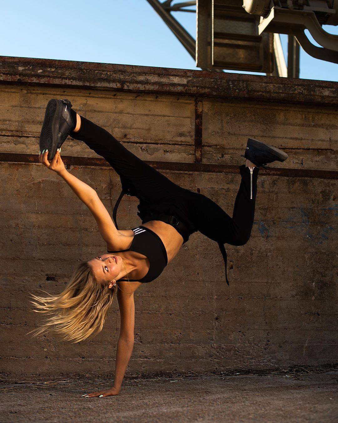 Athletic 3 | Scrolller