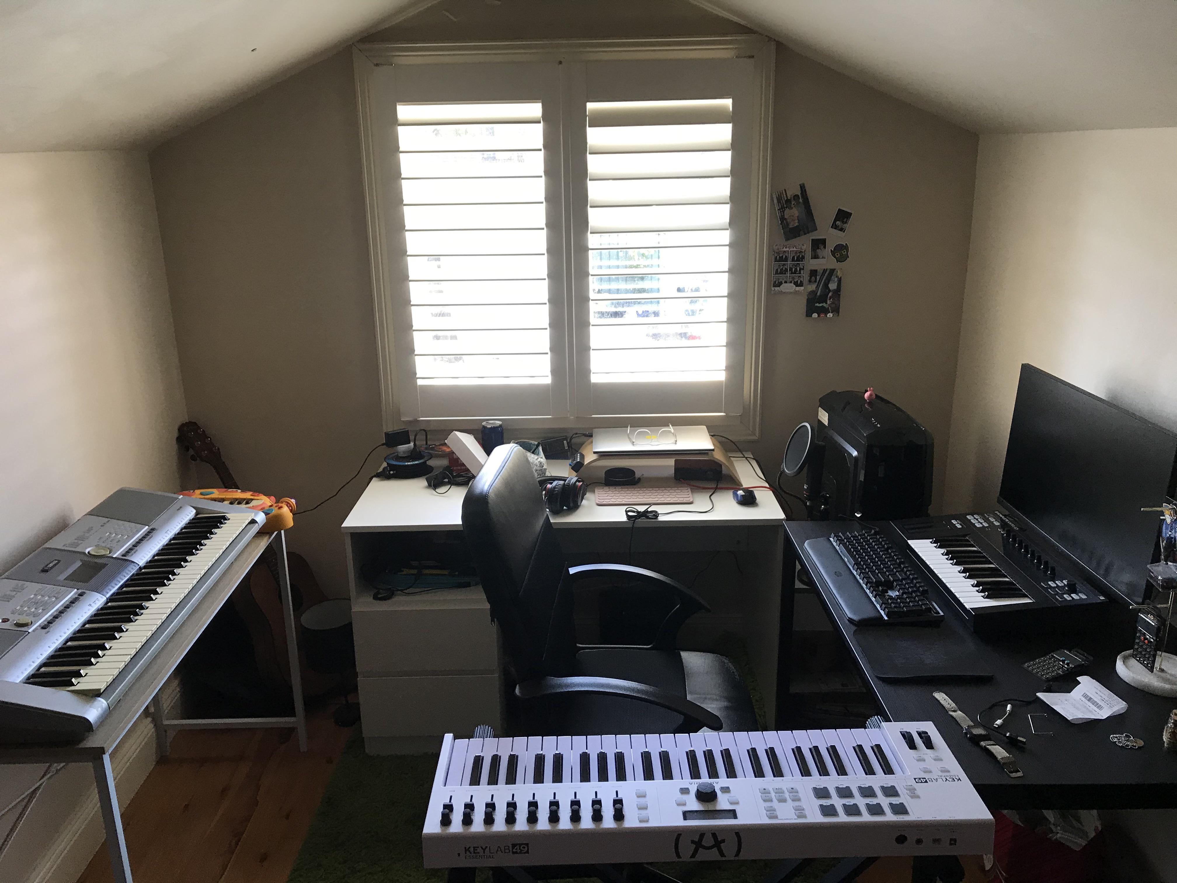 Attic studio. Nothing fancy! | Scrolller