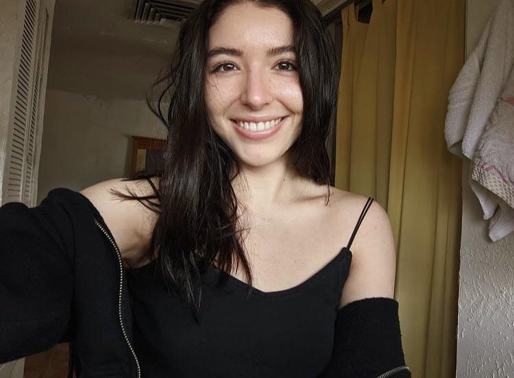 Autumn Farrell- normal hair | Scrolller