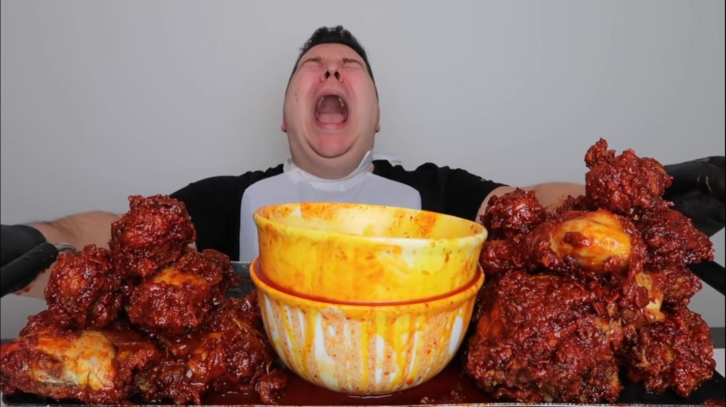 Average discord mod | Scrolller