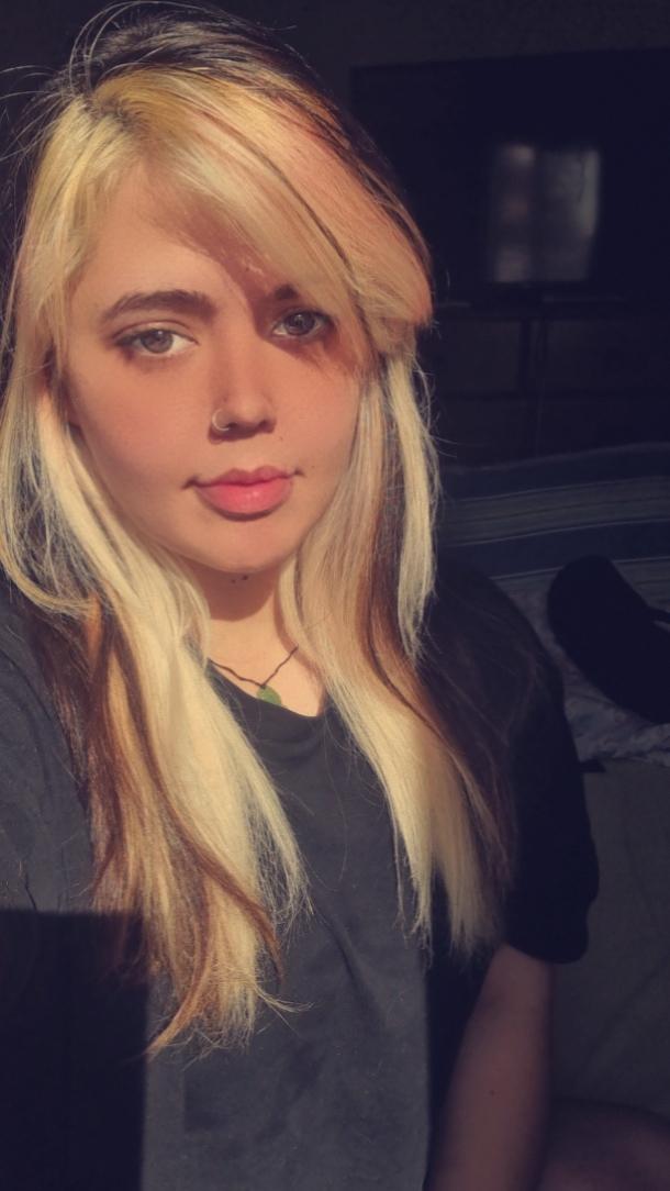 Back to blonde 💕 Happy Golden Hour ☀️🔥 | Scrolller