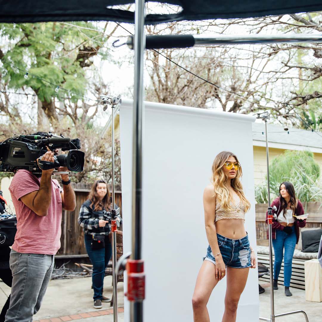 Backstage | Scrolller