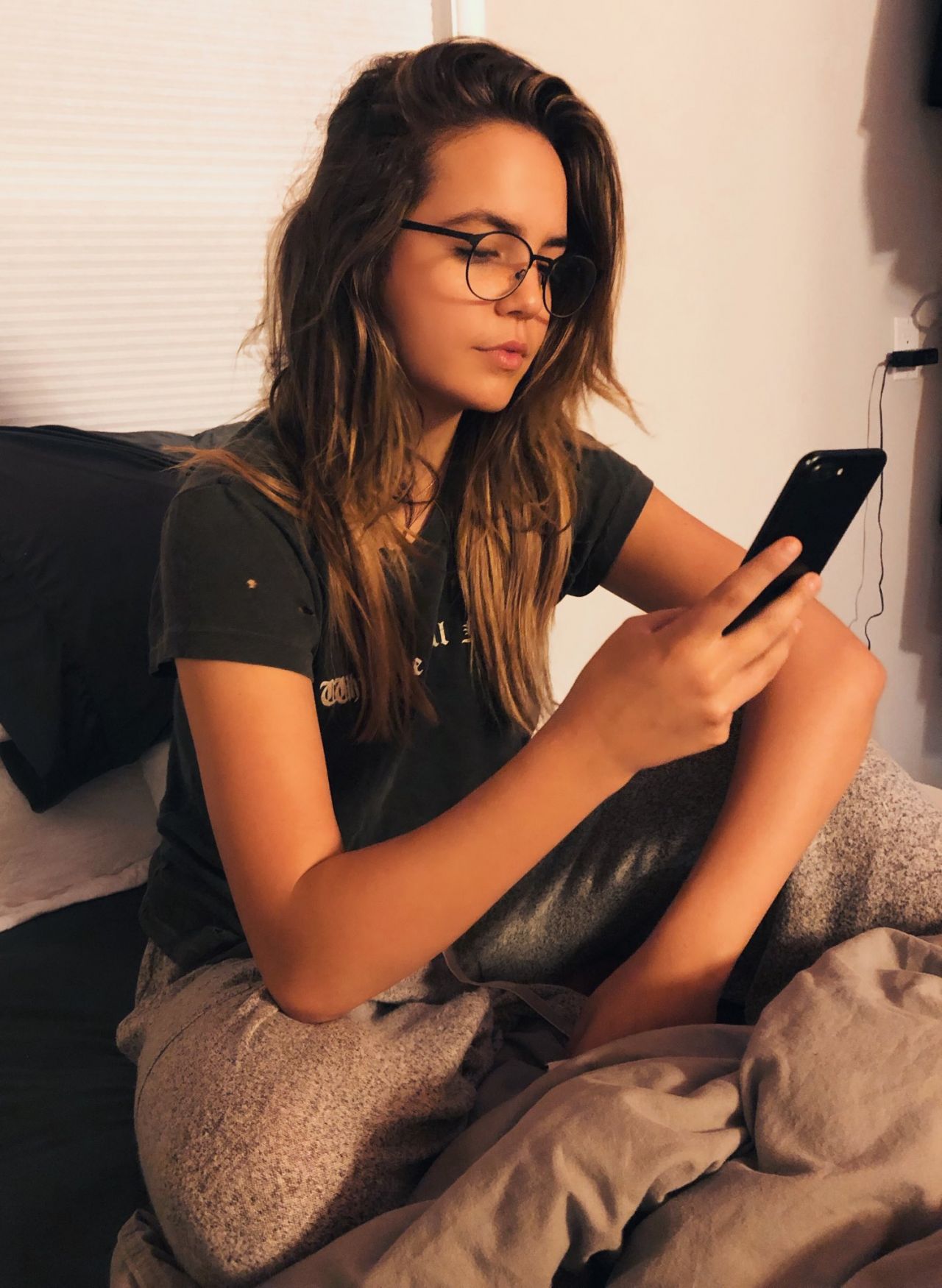 Bailee Madison | Scrolller