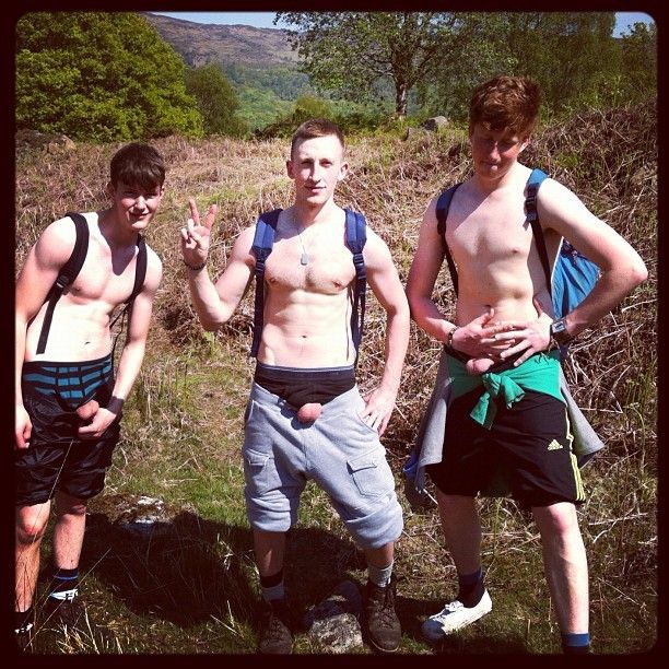 Balls out | Scrolller