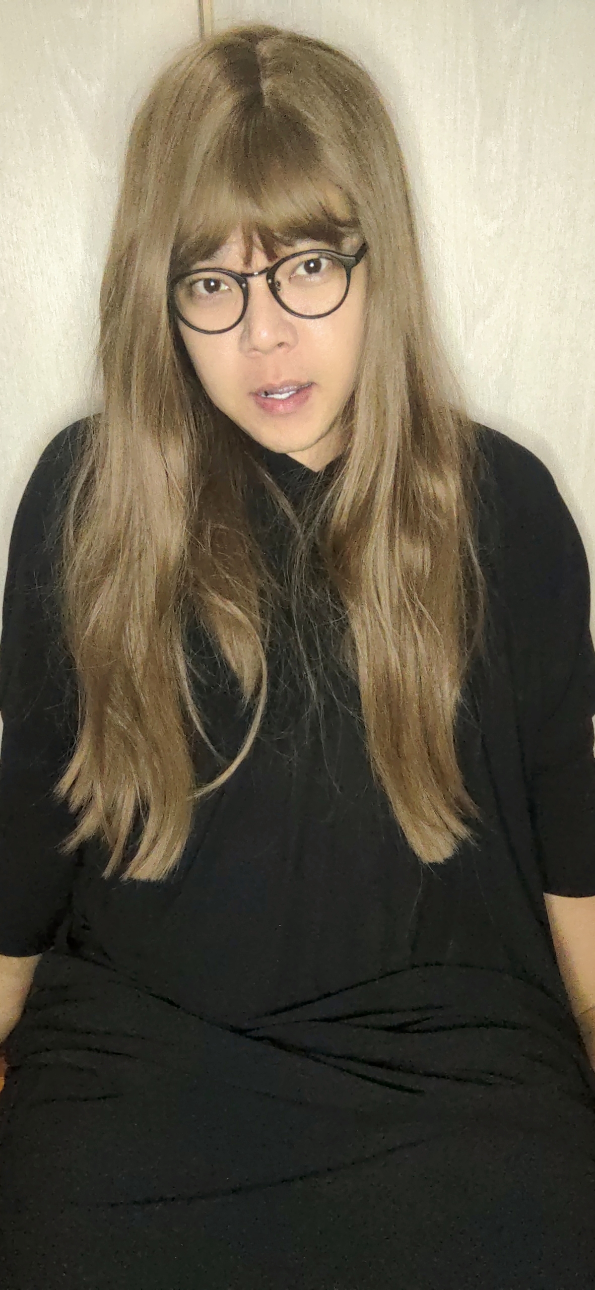 Bare face. | Scrolller