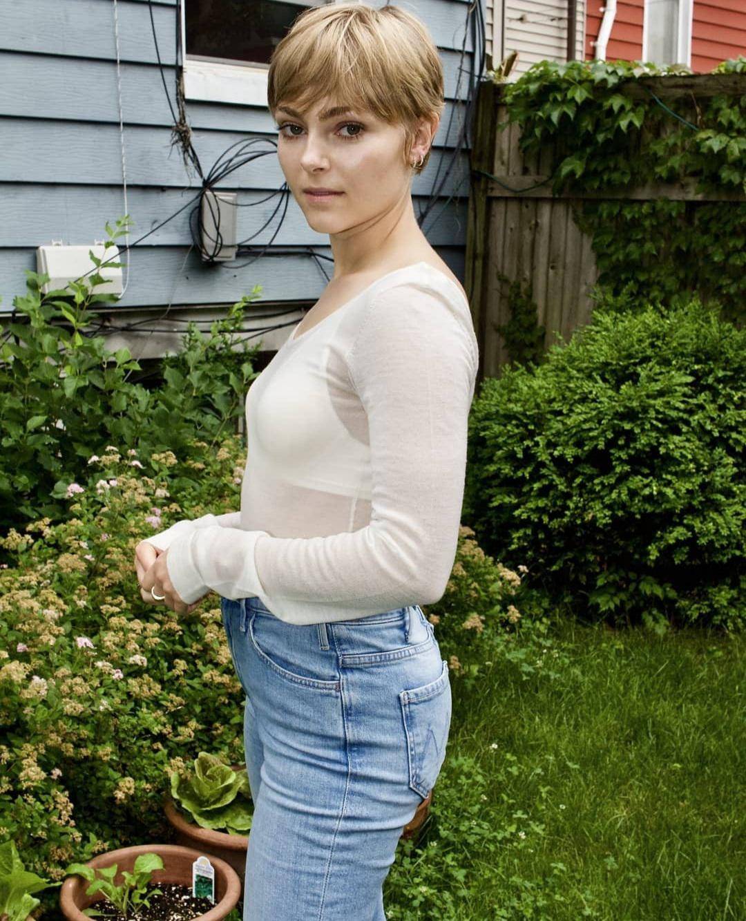 Bare magazine | Scrolller