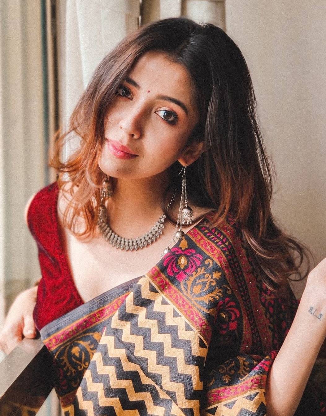 Barkha Singh | Scrolller