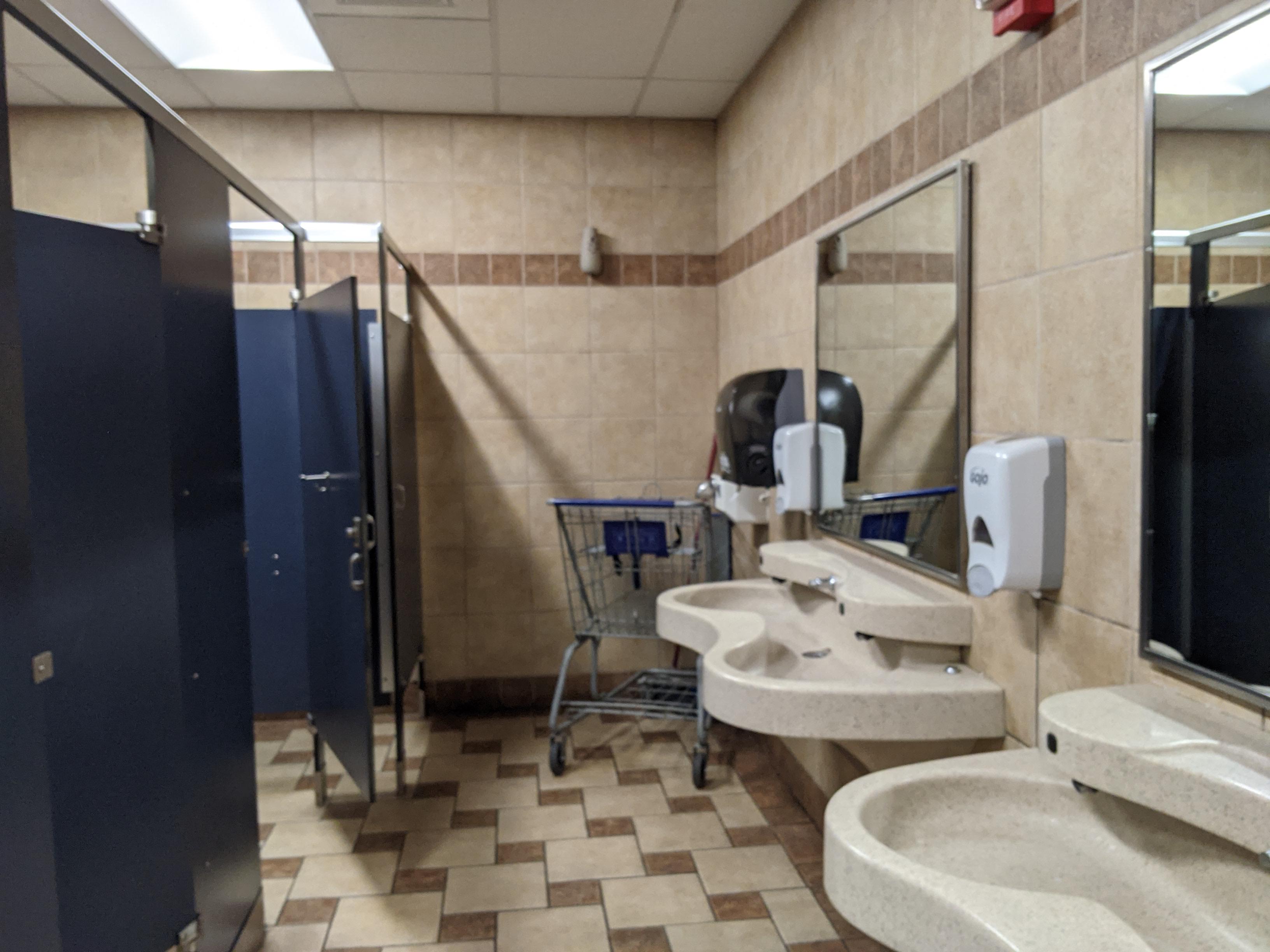 Bathroom | Scrolller