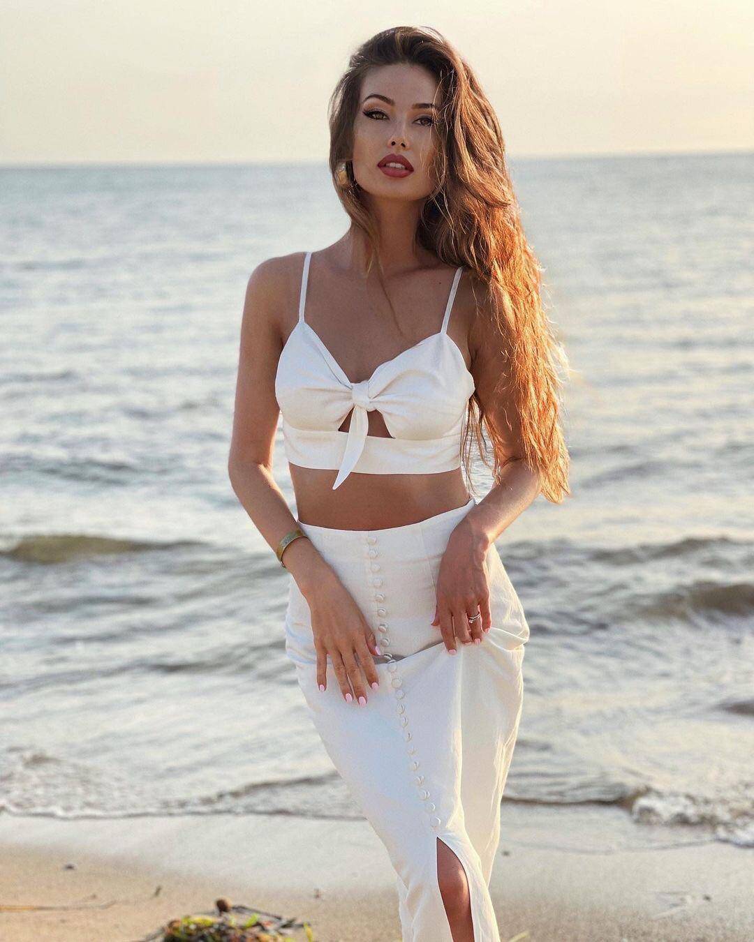 Beach Clothes | Scrolller