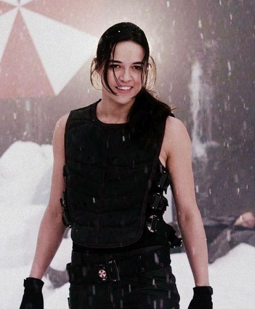 Beautiful and talented!! | Scrolller