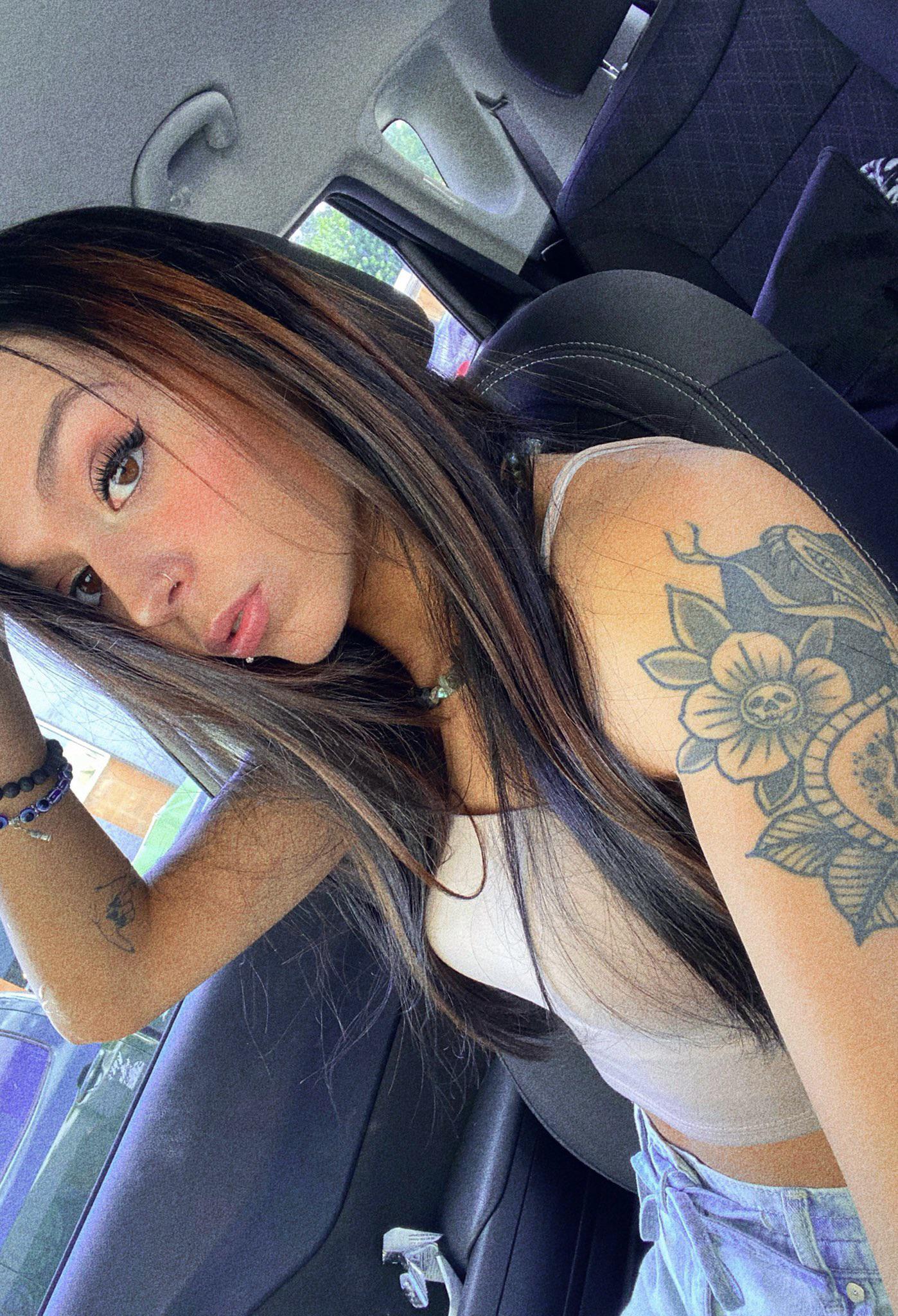 Cora Jade | Scrolller