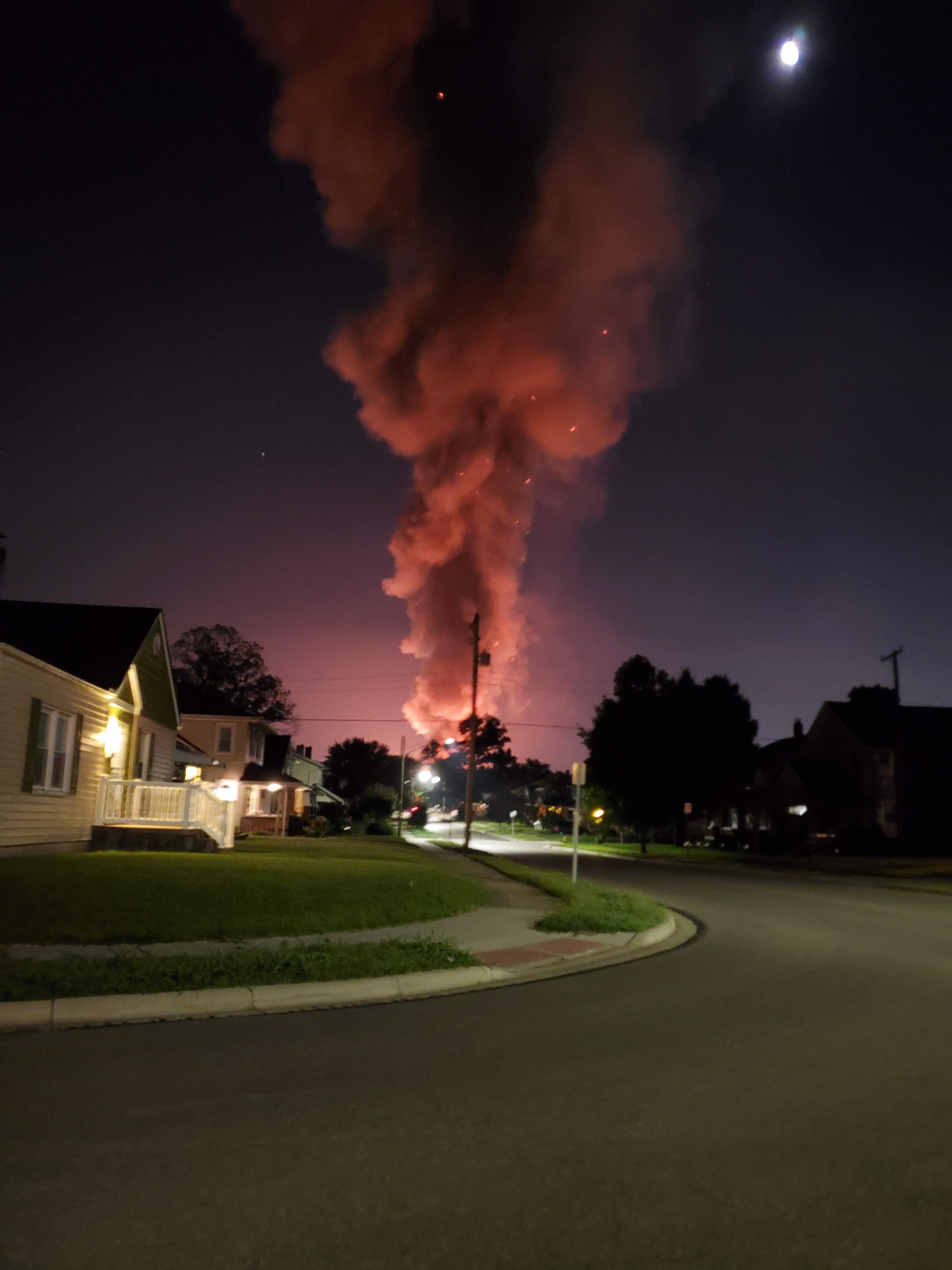 beautiful disaster | Scrolller