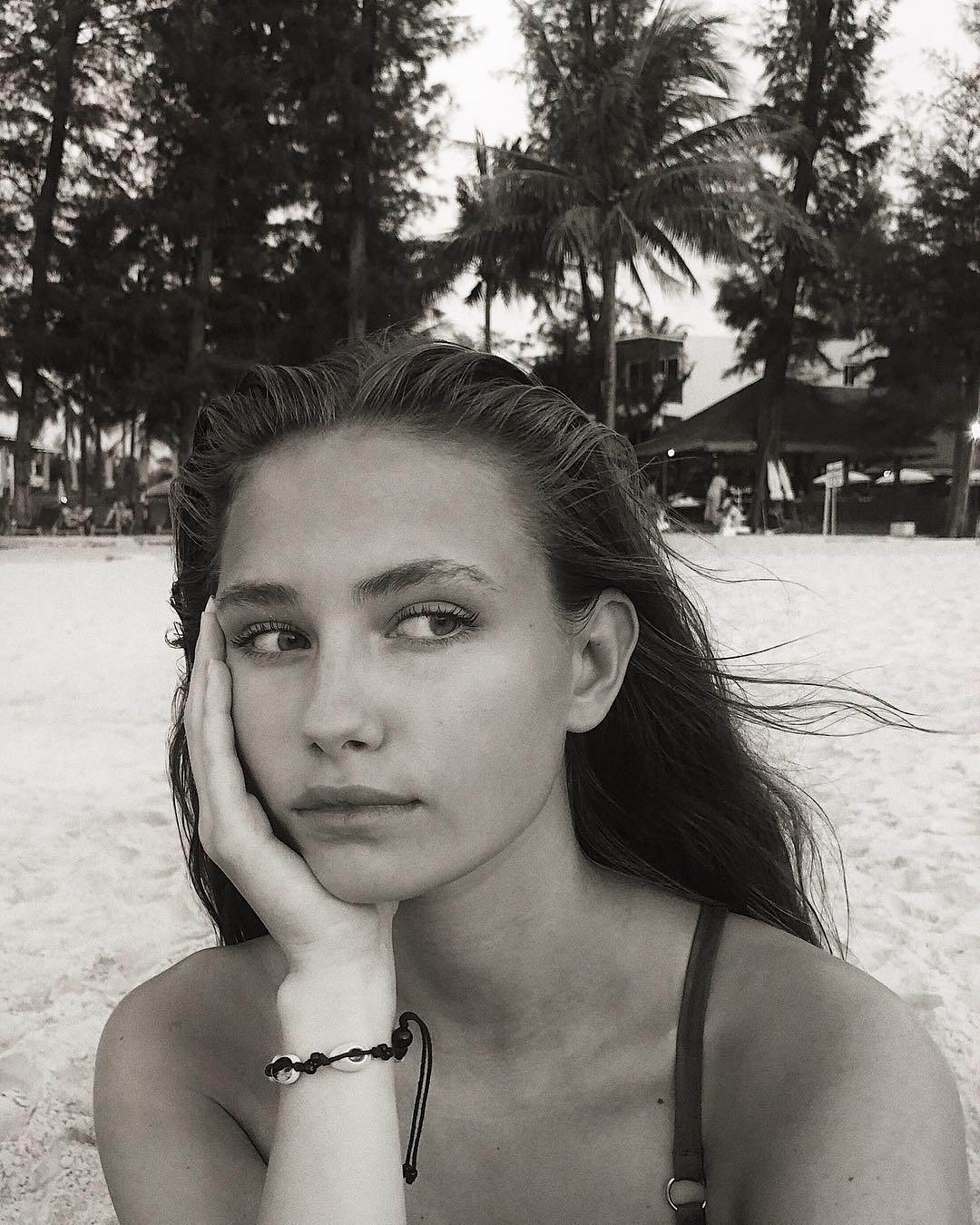 Beautiful Face | Scrolller