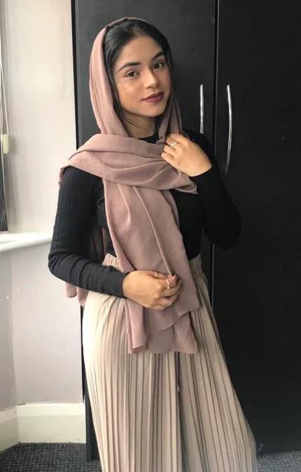 Beautiful hijabi style | Scrolller
