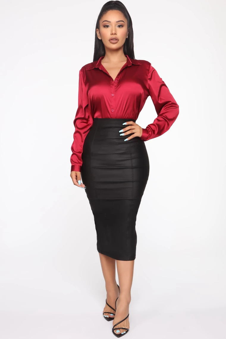 Beauty in red. | Scrolller