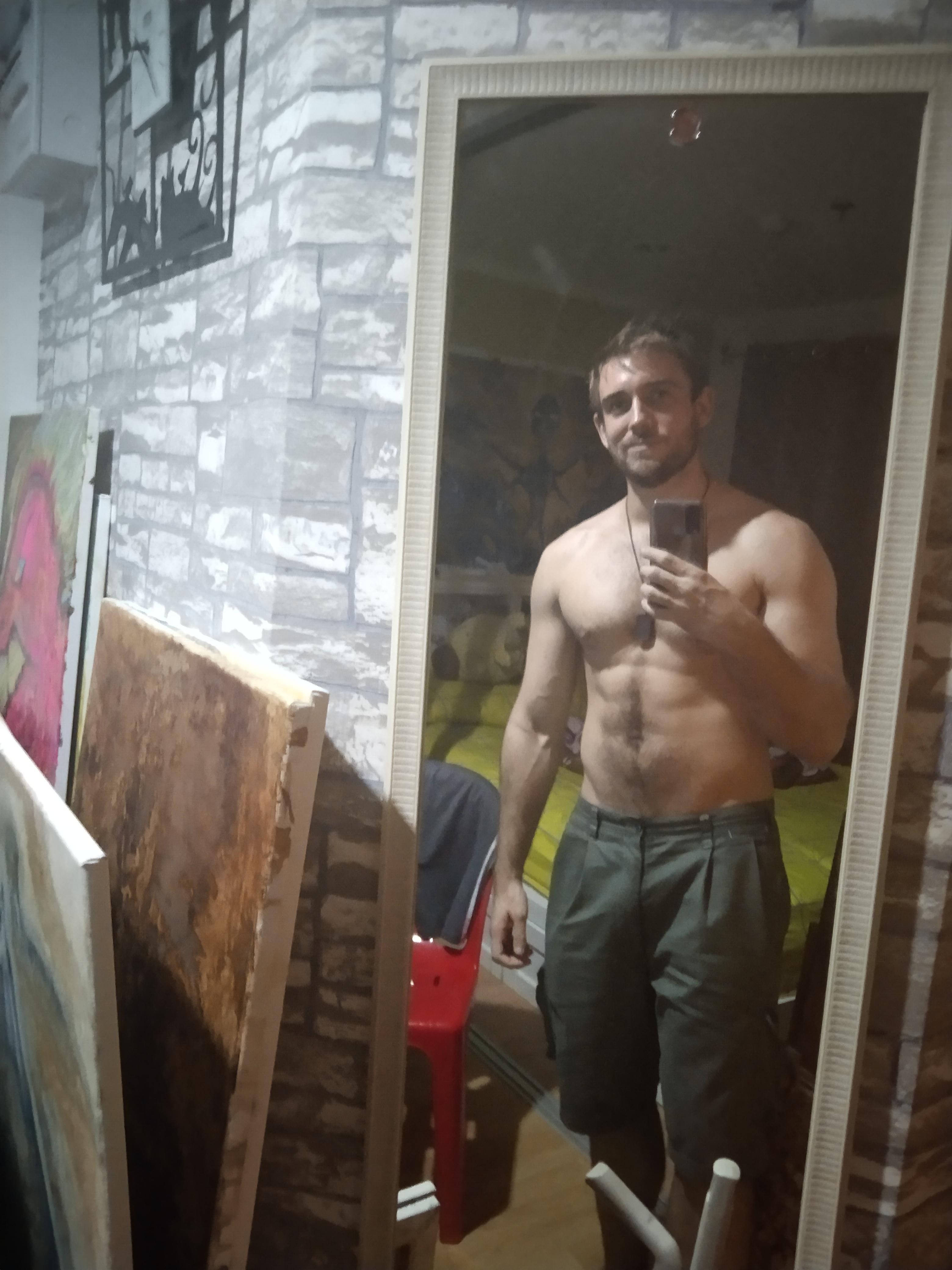 Beefy selfie 🤭 | Scrolller