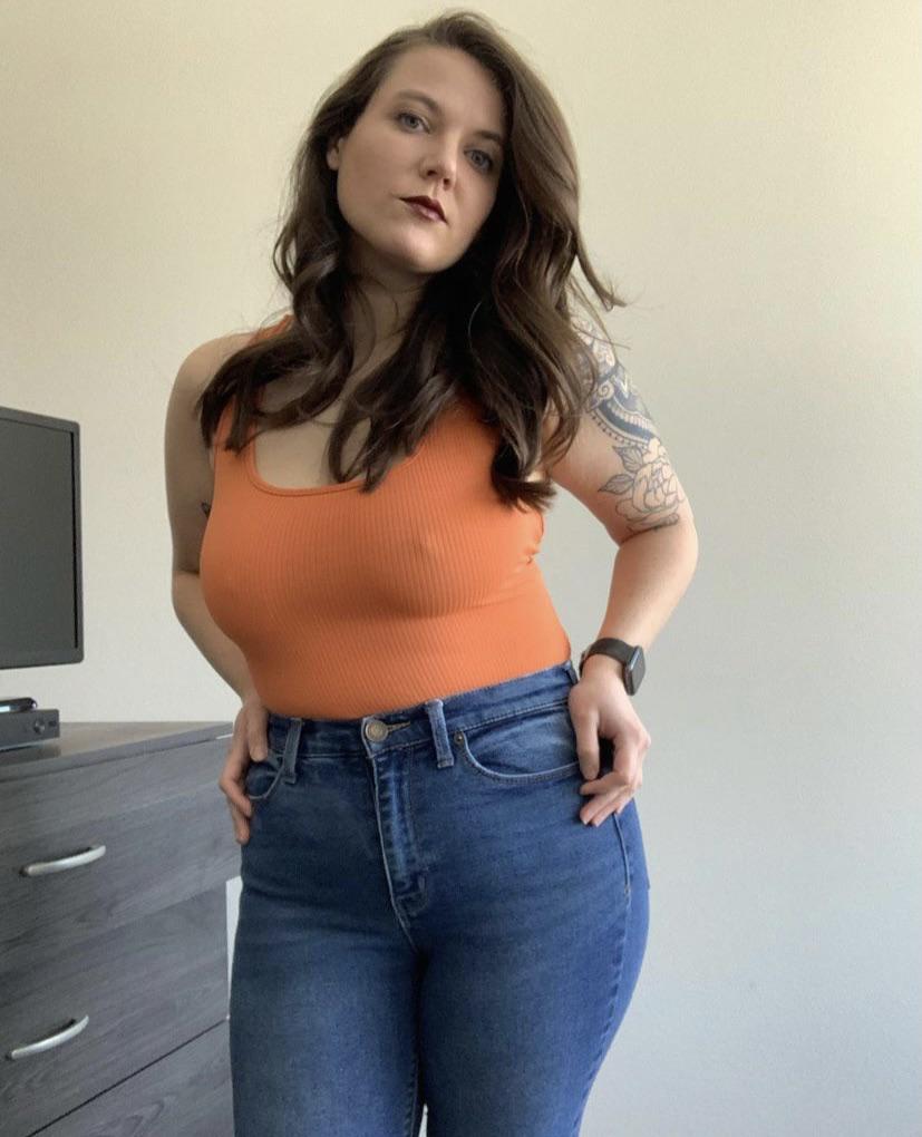 Begging for attention | Scrolller