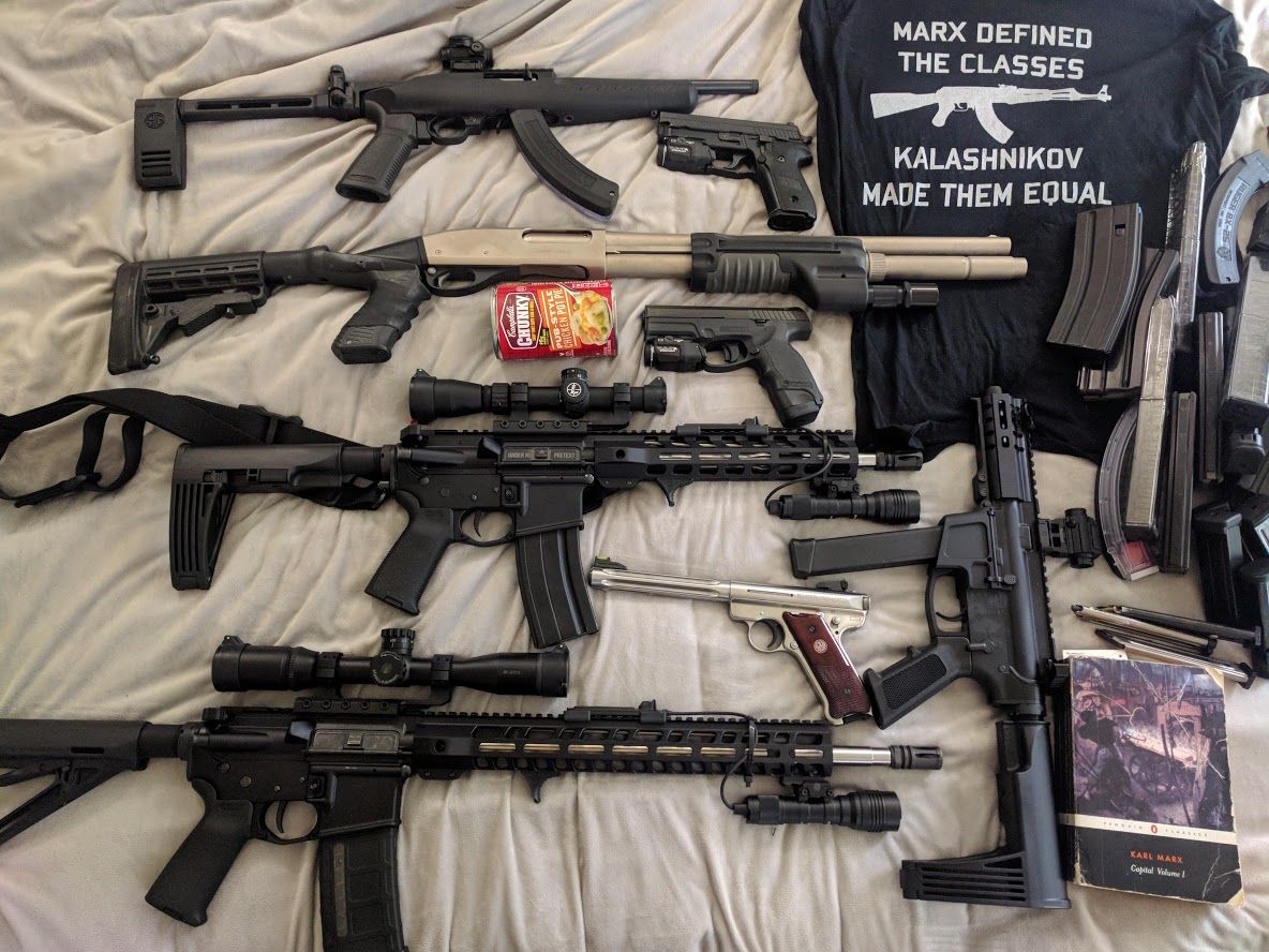 Behold: my stuff! | Scrolller