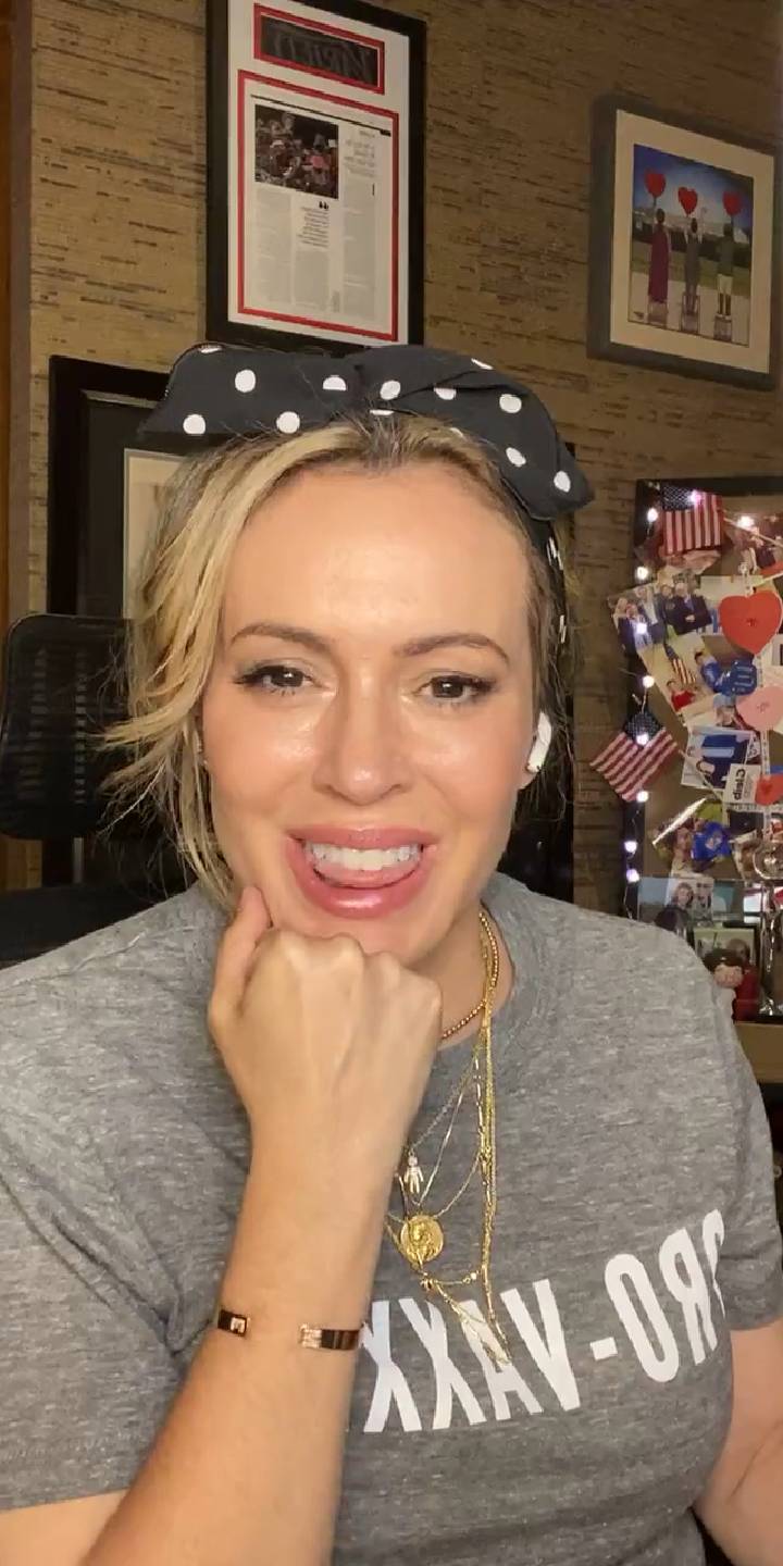 Being cute | Scrolller