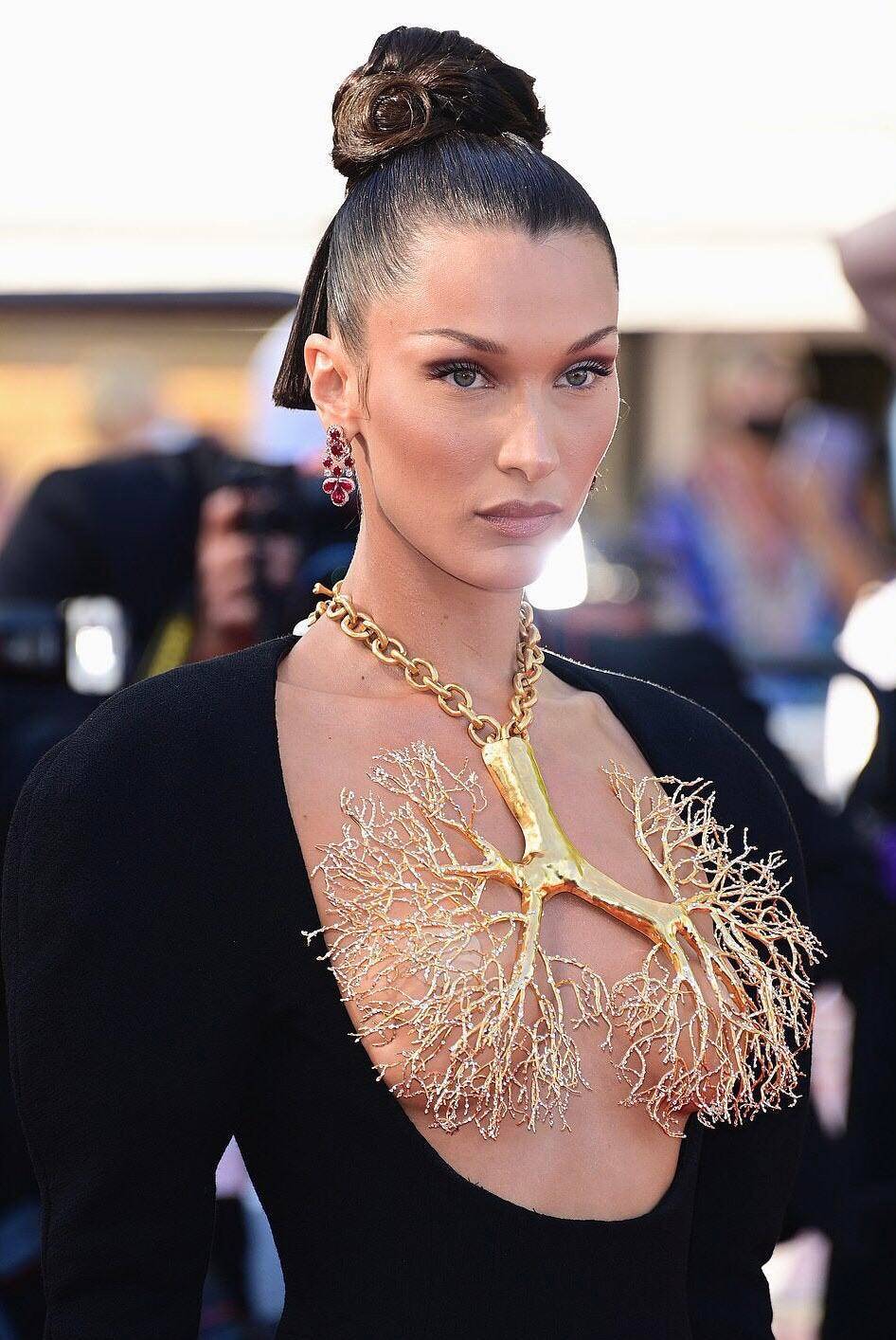 Bella Hadid | Scrolller