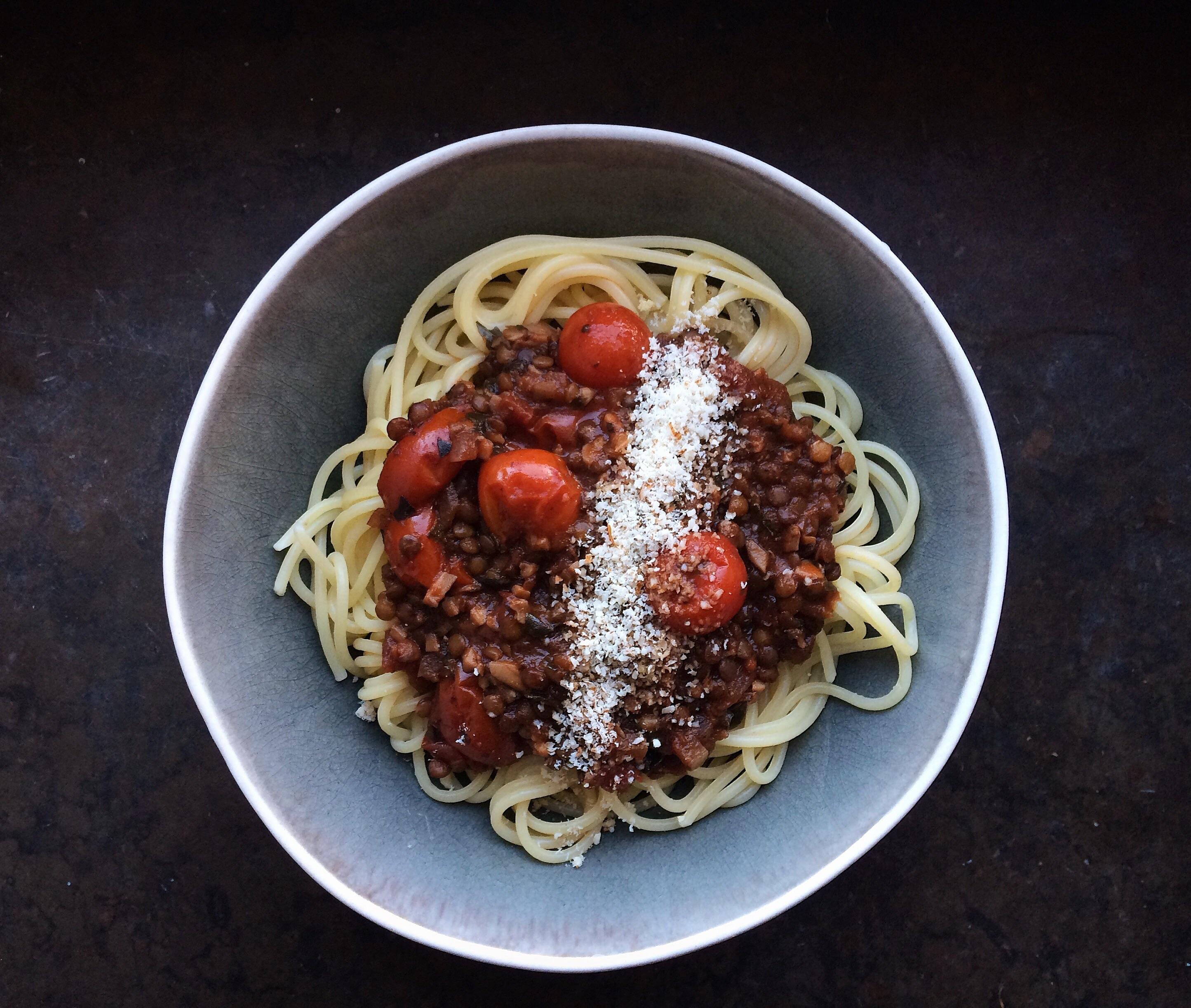 Beluga lentil bolognese | Scrolller