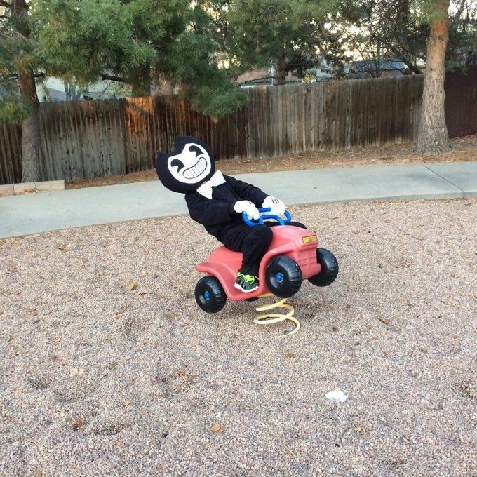 Bendy in real life | Scrolller