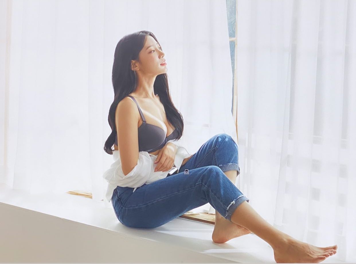 Berry Good - Johyun | Scrolller