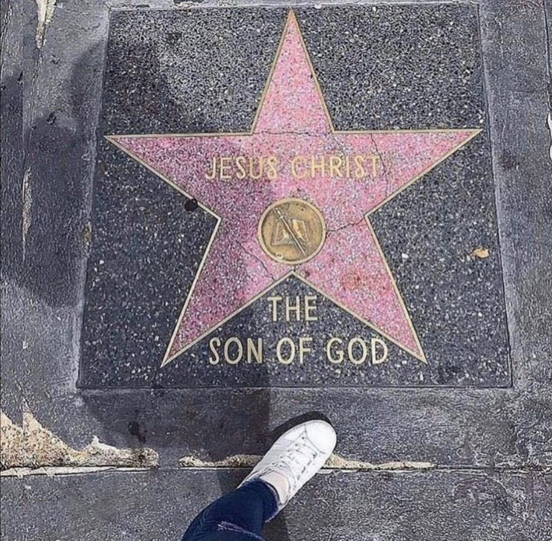 Best superstar in the world! Amen? | Scrolller