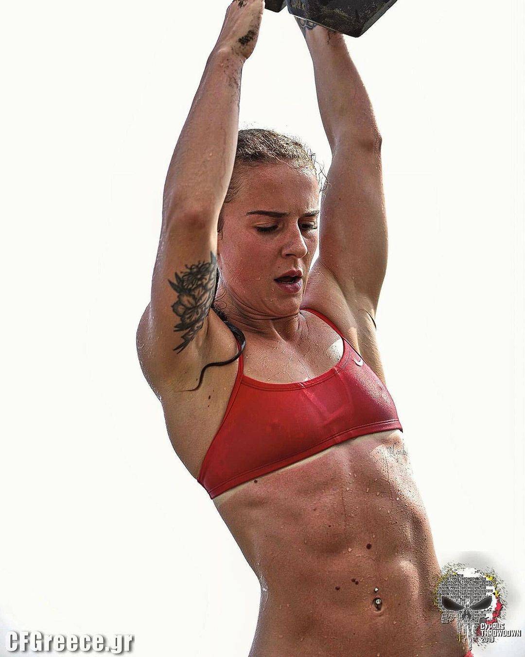 Beth Layton | Scrolller