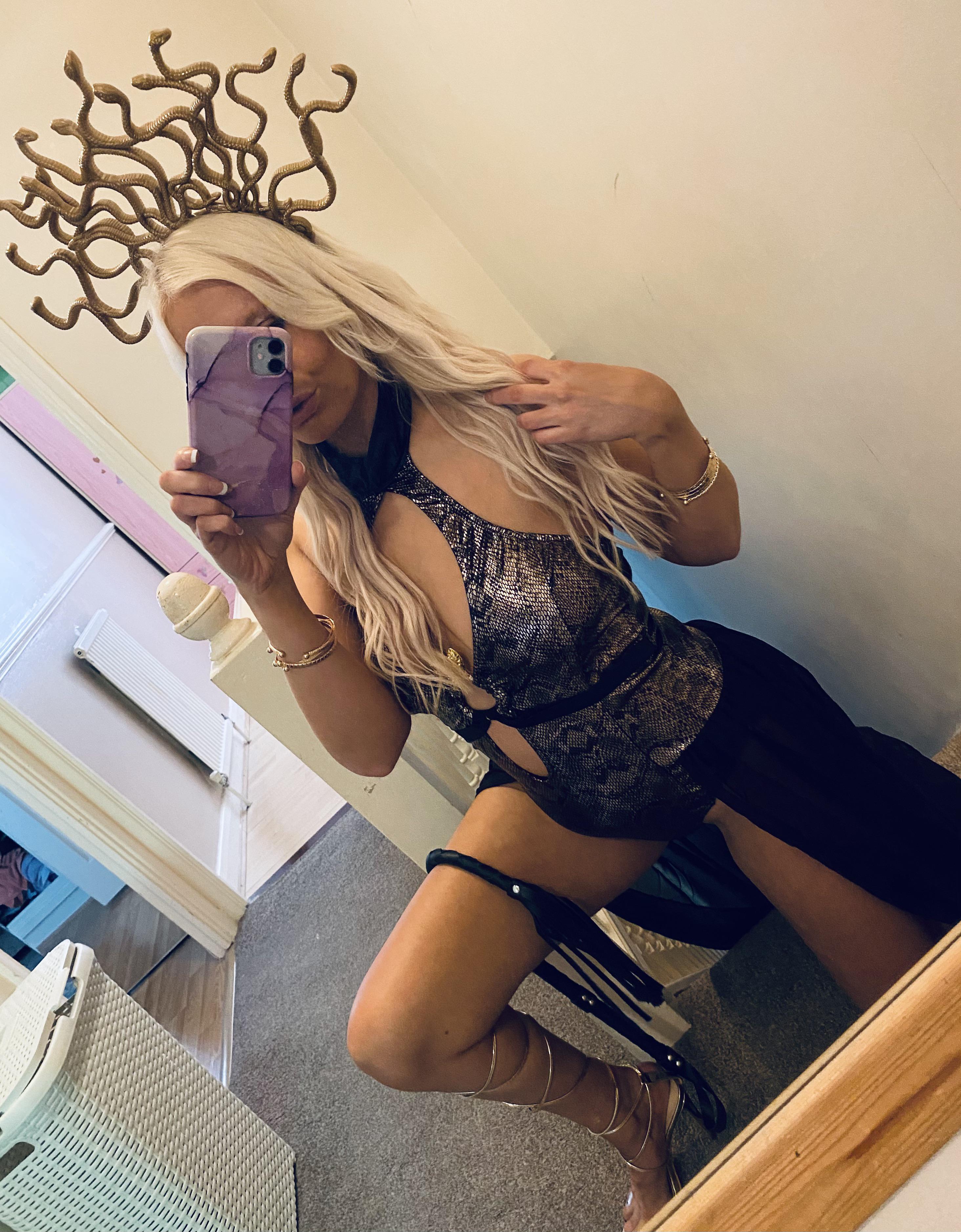 Better be careful with this little serpent mistress, she can turn you to stone with one look 🐍 ...