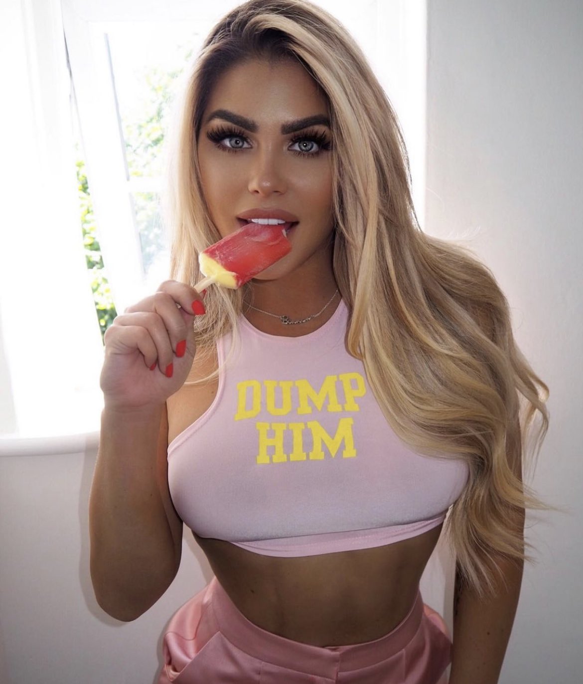 Bianca Gascoigne | Scrolller