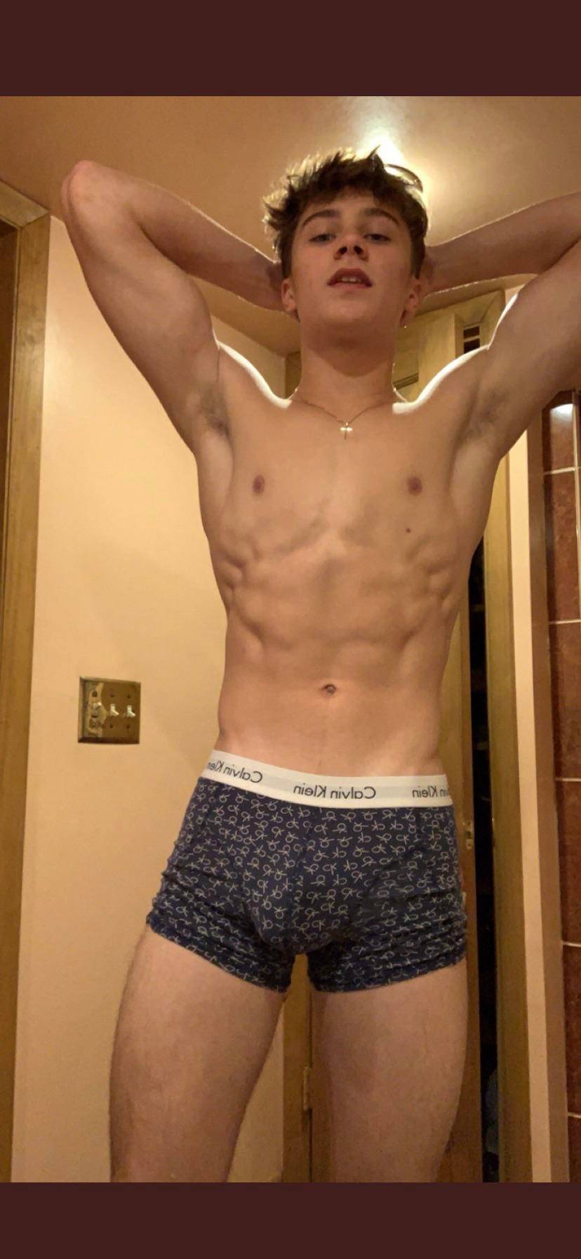 big calvin klein bulge | Scrolller