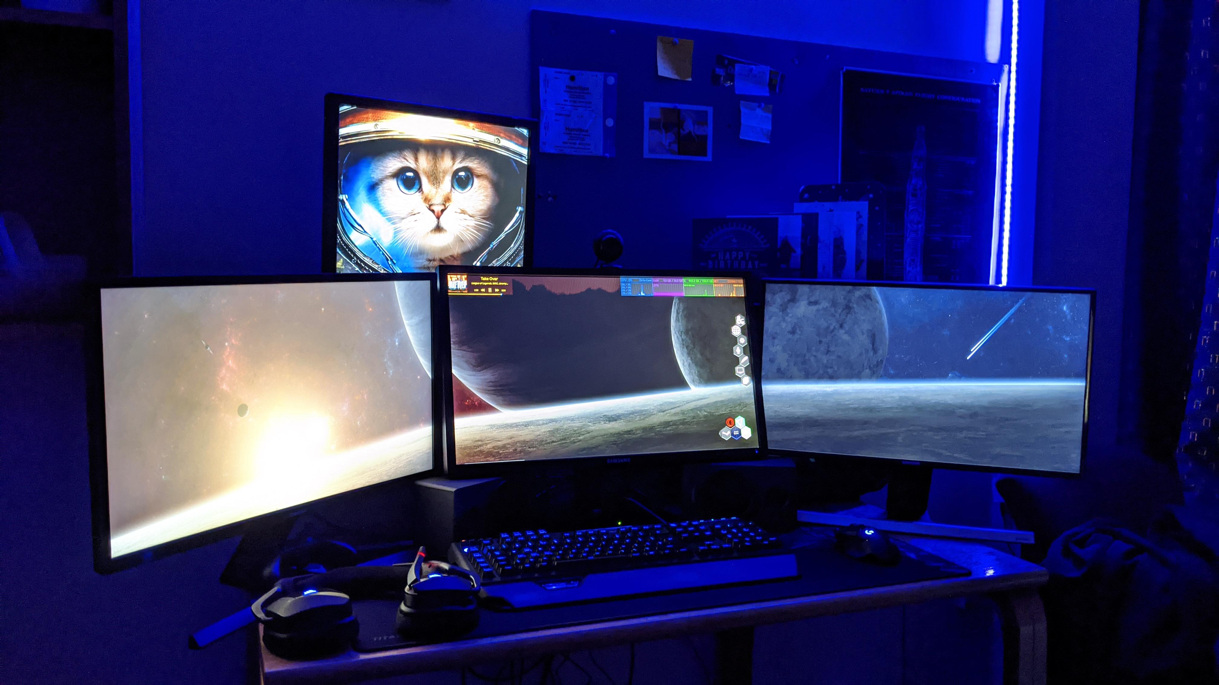 Big, clumsy, but beautiful battlestation | Scrolller