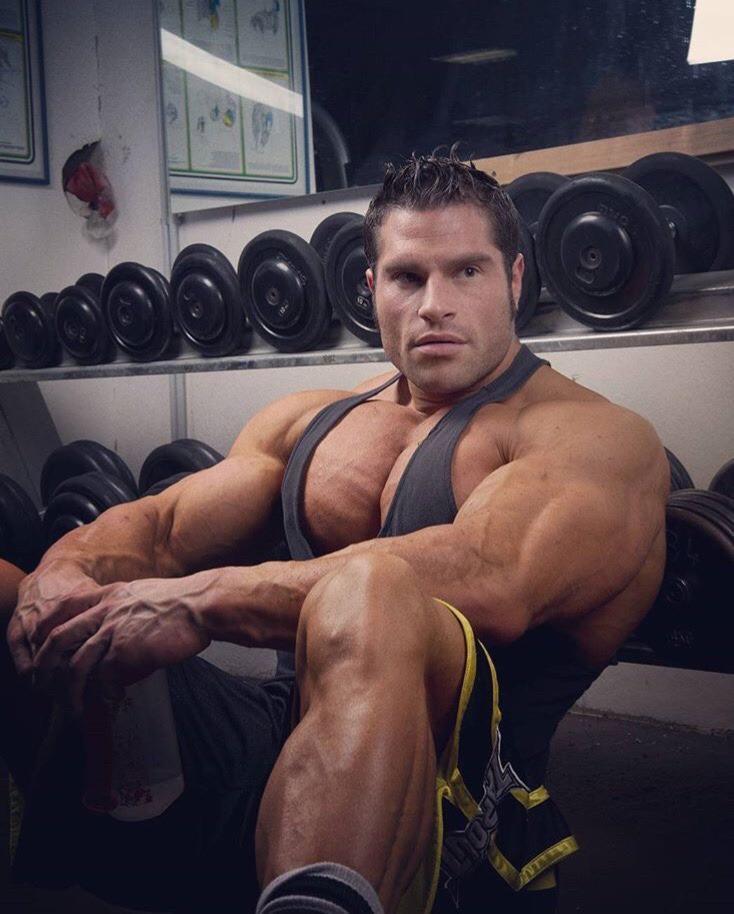 “Big Pecs” | Scrolller