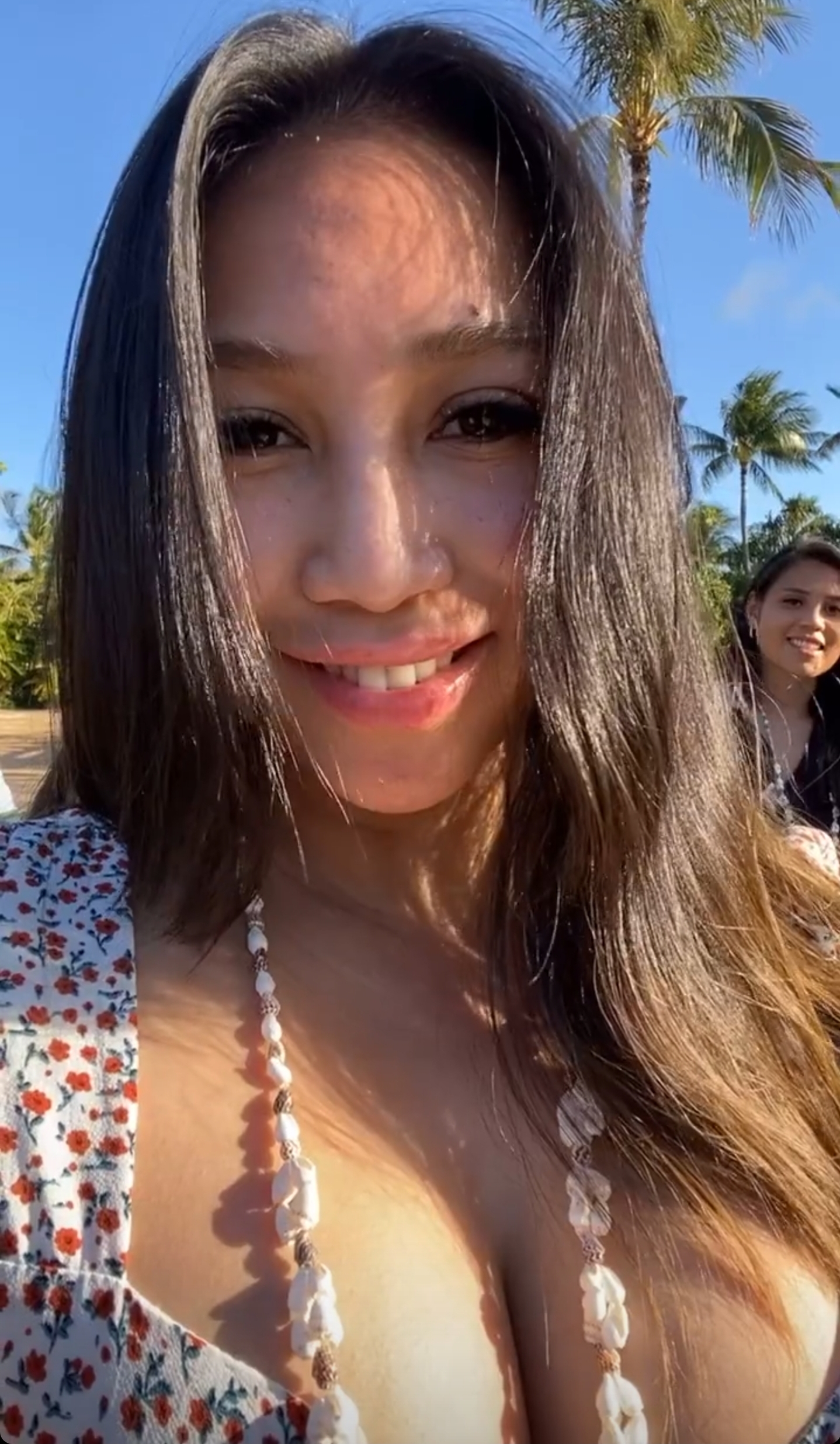 Big size | Scrolller