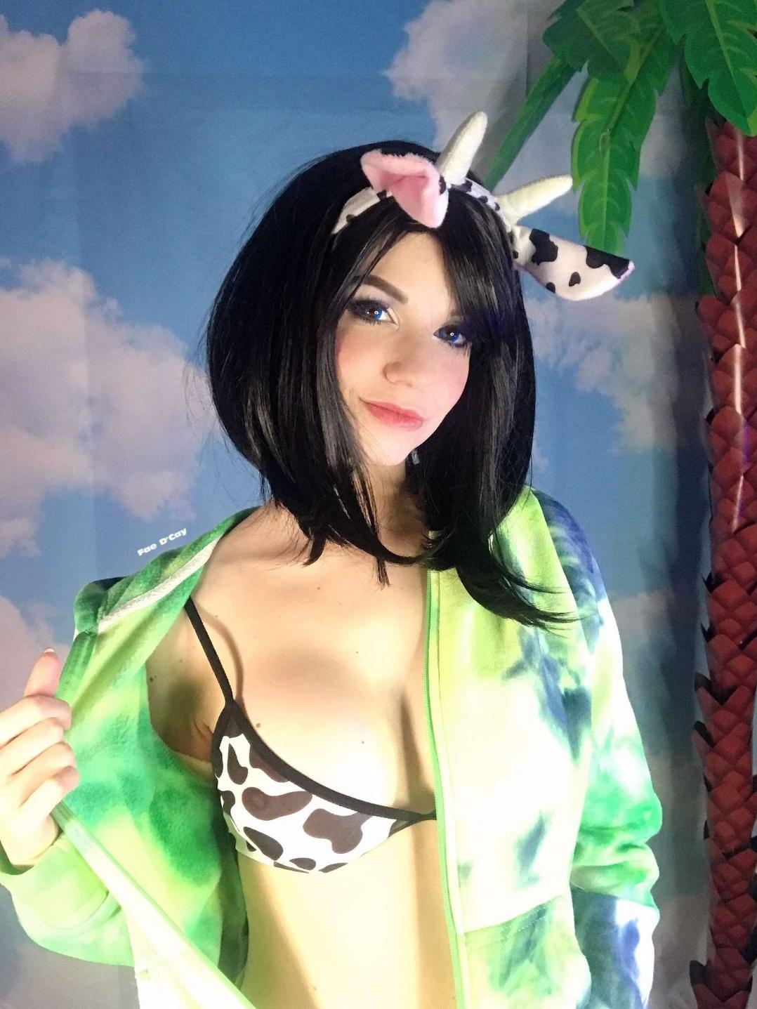 Bikini top | Scrolller