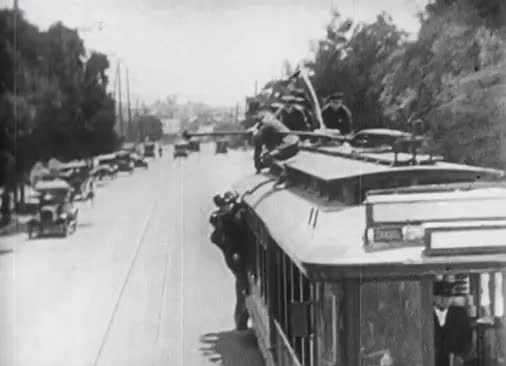 Billy Bevan in Be Reasonable (1921) | Scrolller