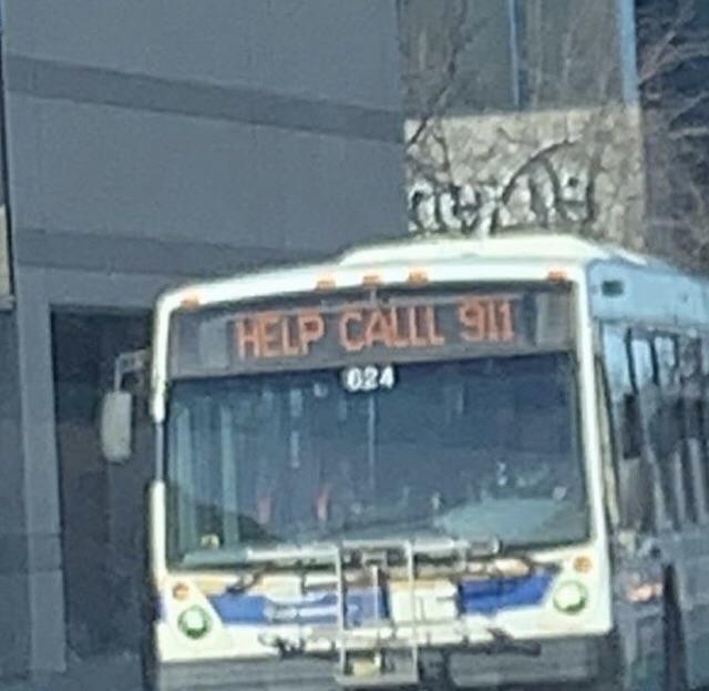 bitch I’m in danger! call 911! | Scrolller