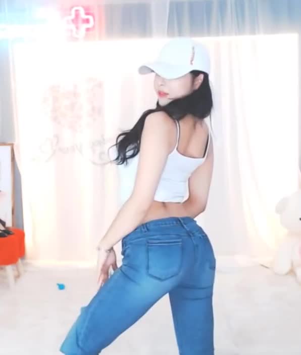 BJ - Arisha in Hot AF Tight Jeans | Scrolller