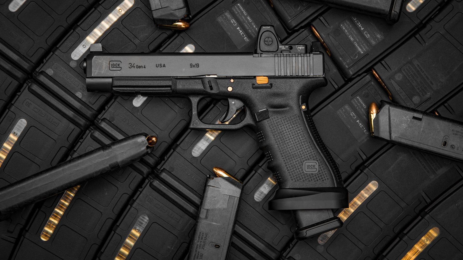 Black and Gold | Scrolller