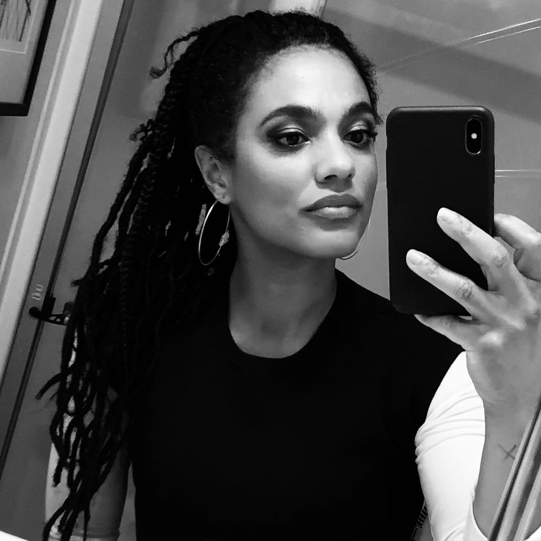 Black and White | Scrolller