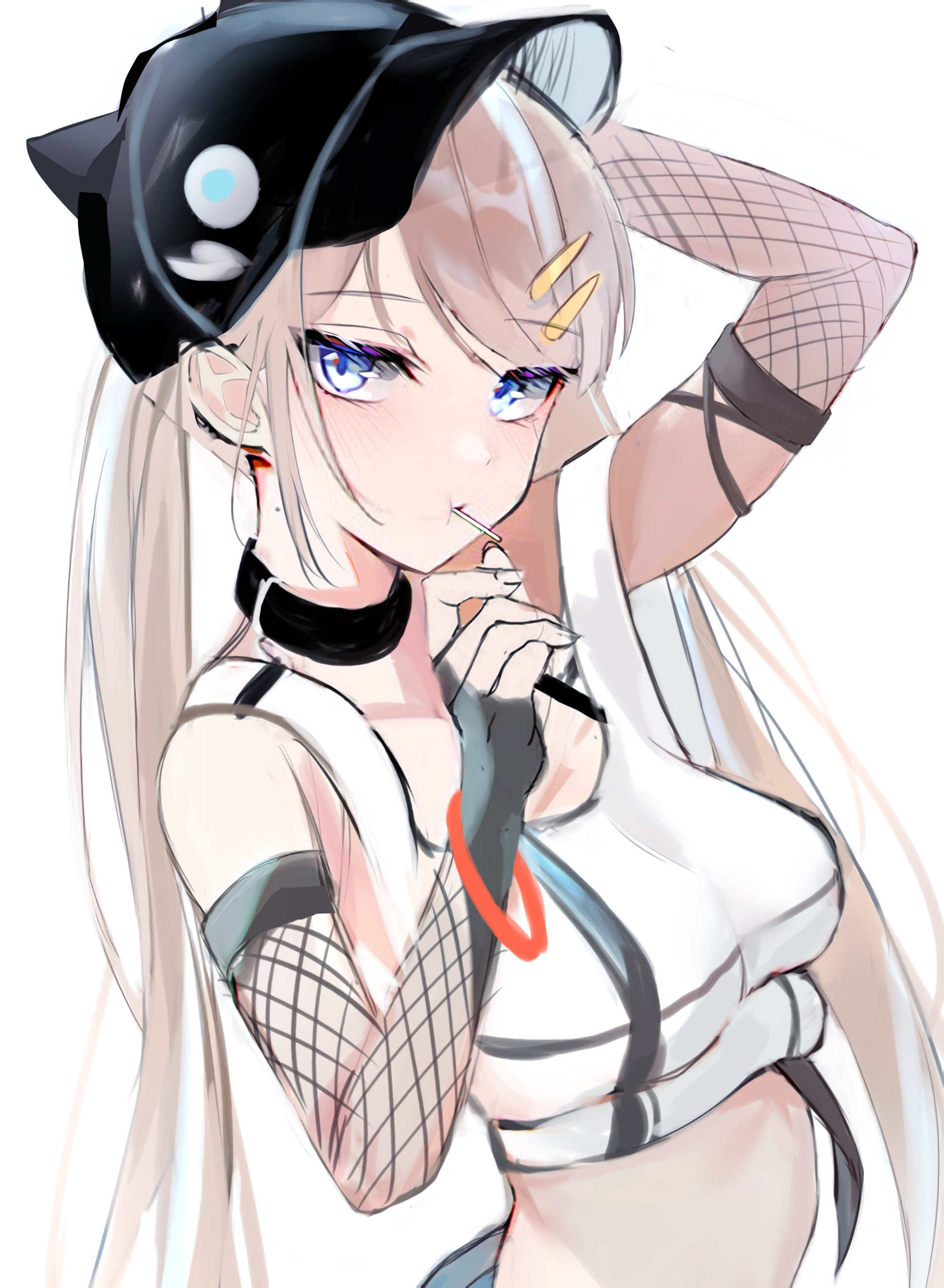 Black cap | Scrolller