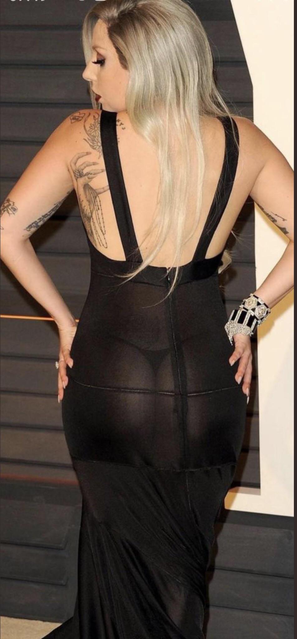 Black Dress Scrolller