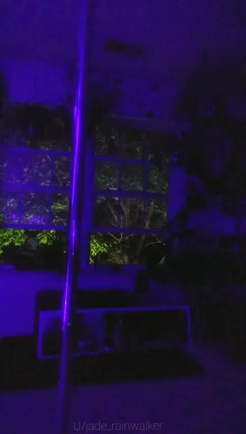 Black light fun | Scrolller