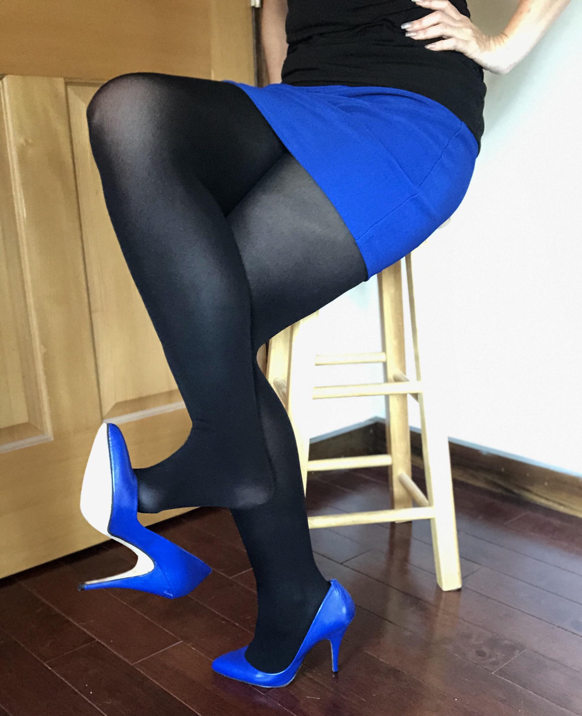 💙Blue Classic Pumps💙 | Scrolller