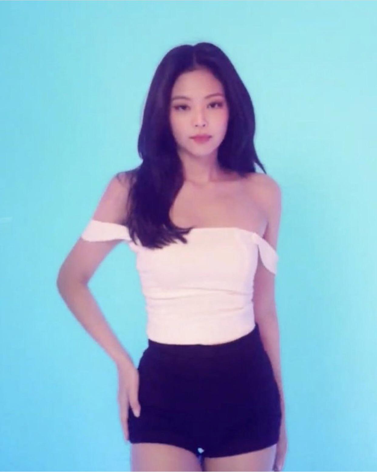 Blackpink-Jennie | Scrolller